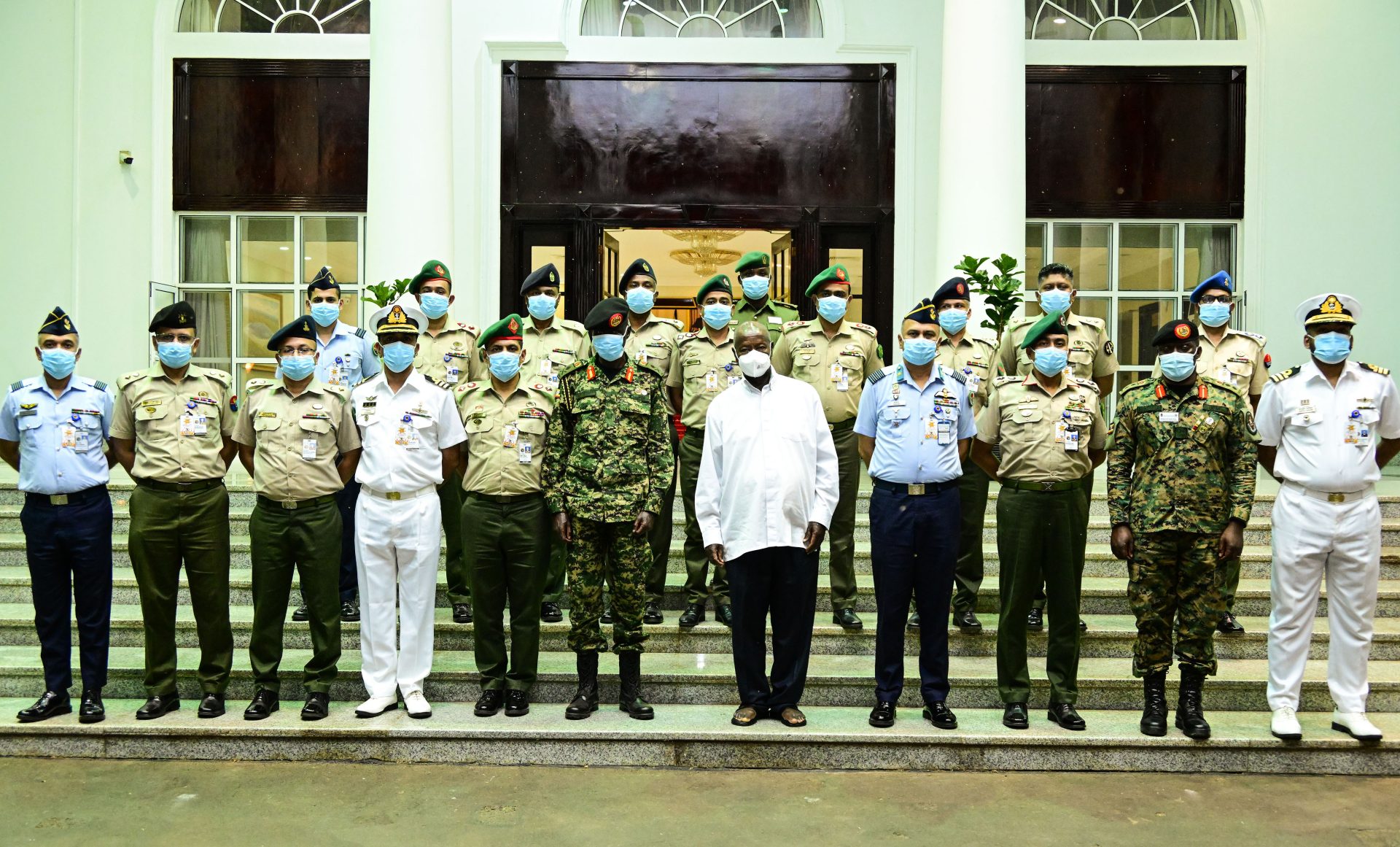 President Museveni Tips Bangladesh Army Officers on Good Governance and ...