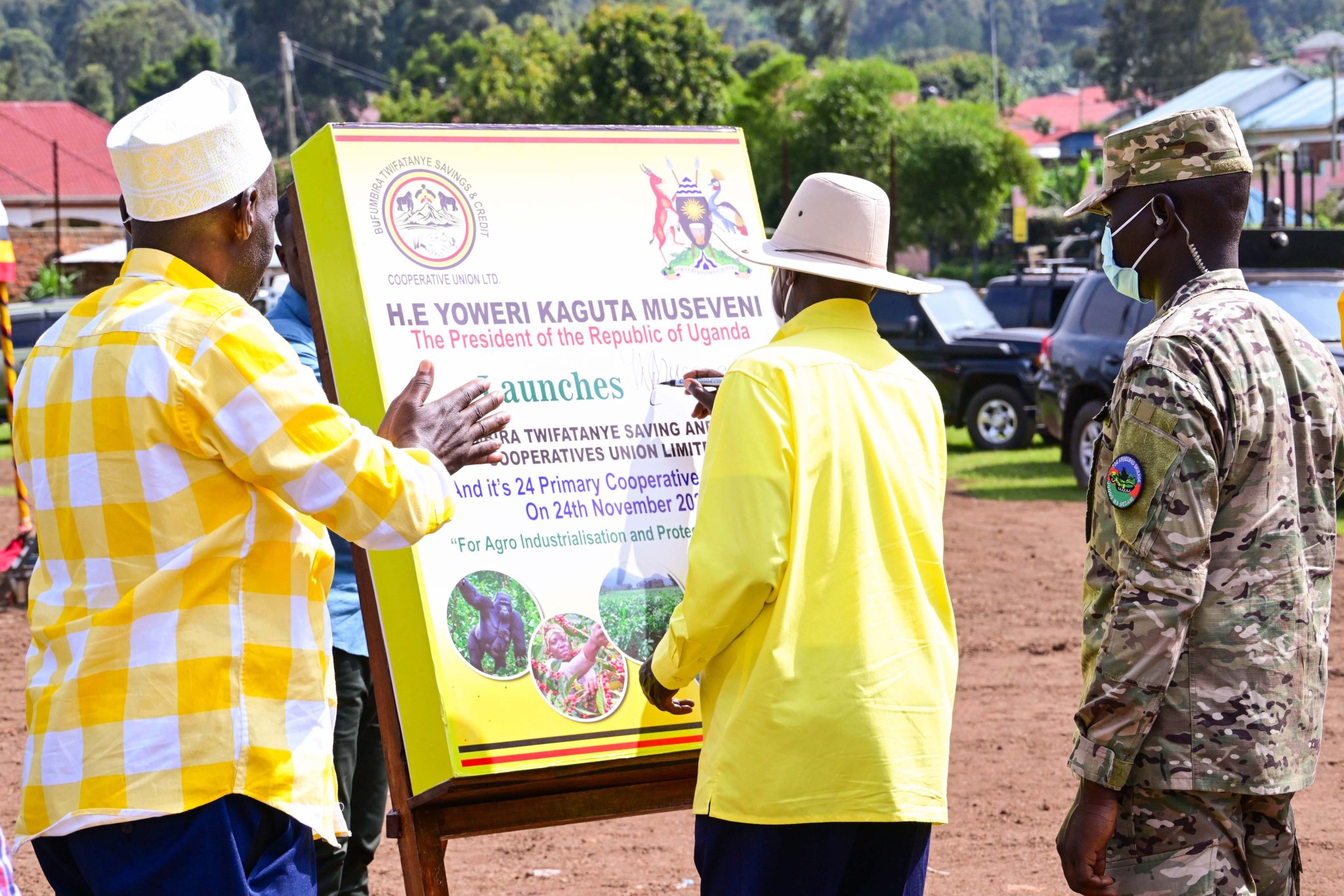 President Museveni Launches Western Uganda Campaign Trail, Appeals for ...